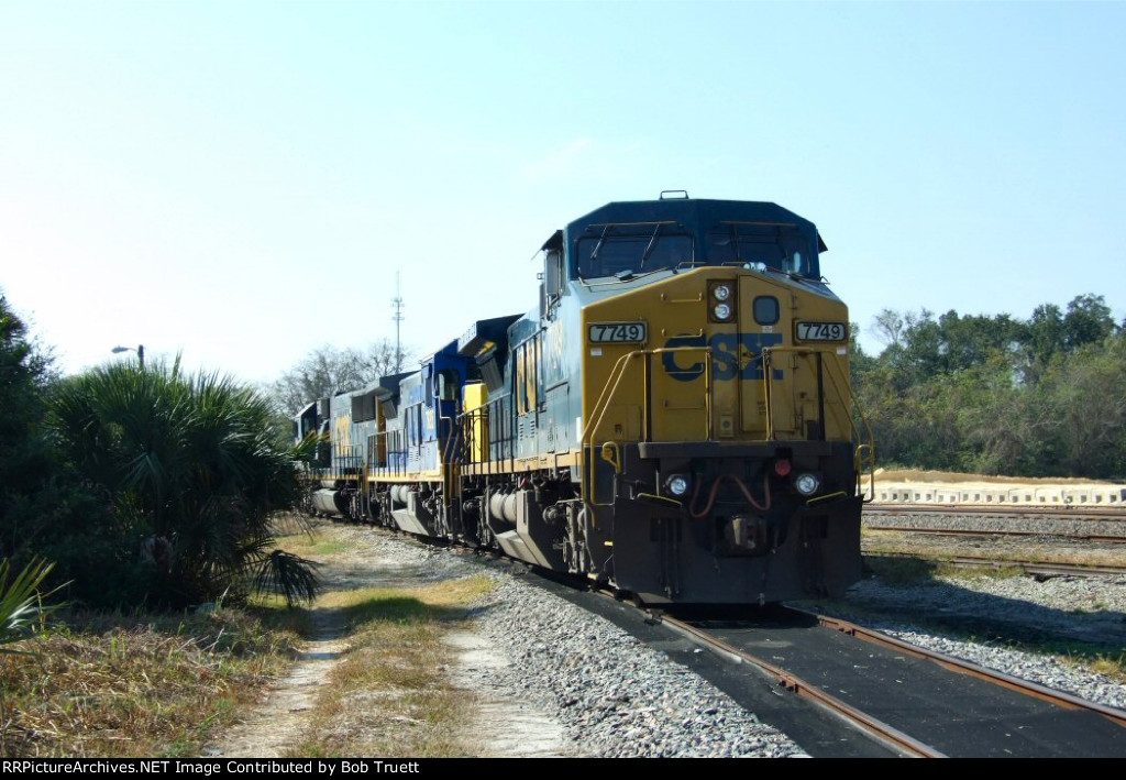 Some extra power in Wildwood, this time on the southern leg of the Leesburg Wye.